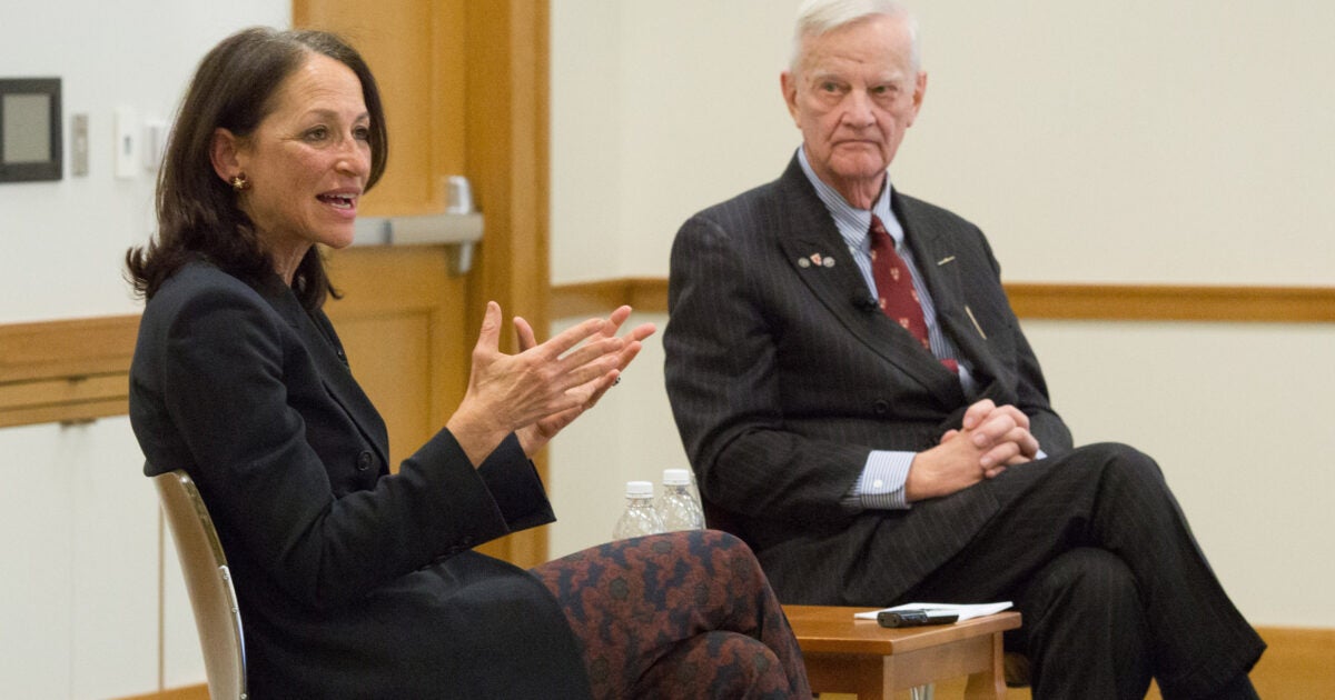 Former FDA commissioner reflects on public health regulation - Harvard ...