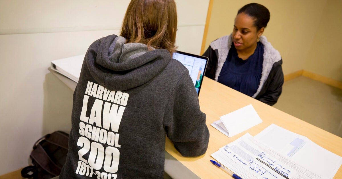 Law school students provide tax help - Harvard Law School | Harvard Law ...