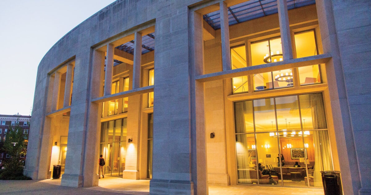 Tax Clinic Student Amy Feinberg ’18 argues in the U.S. Court of Appeals ...