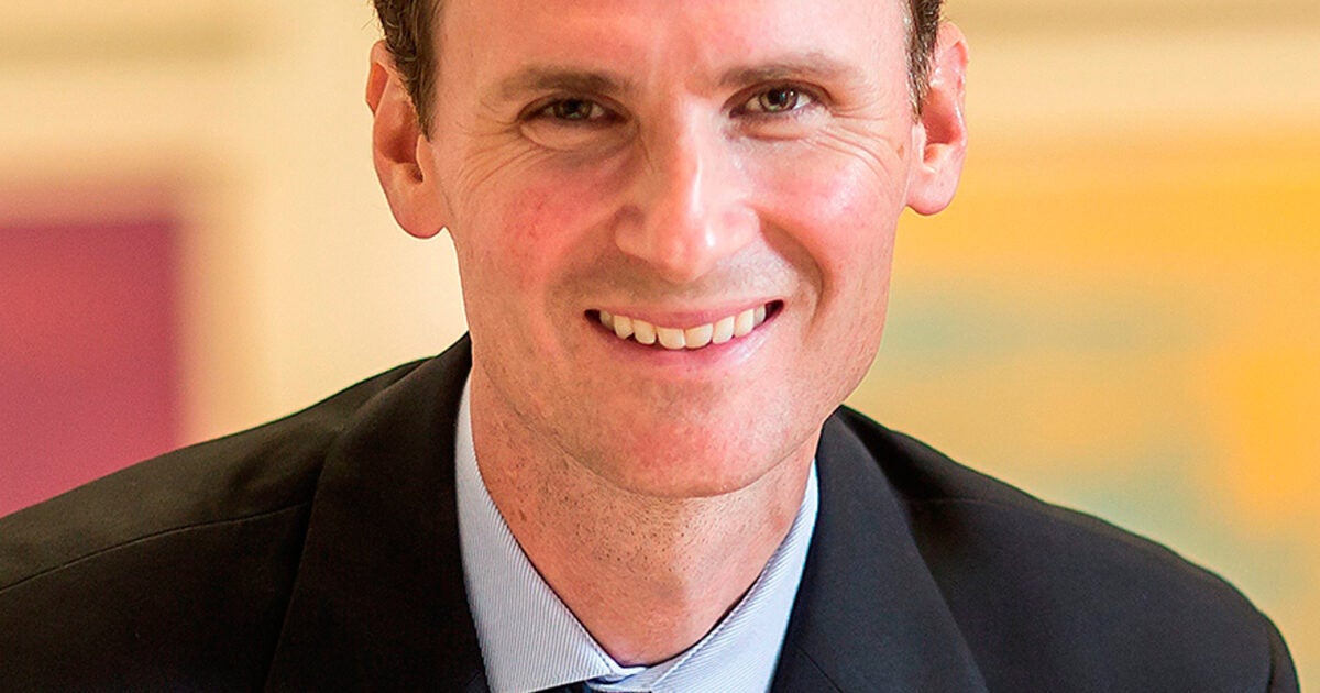 John Palfrey on the importance of libraries in the digital information ...