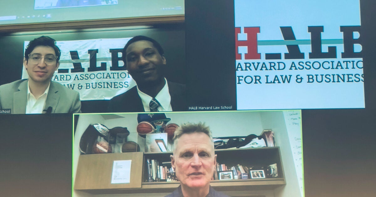 Steve Kerr holds court at Harvard Law - Harvard Law School | Harvard ...