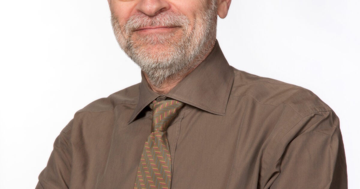 Roe honored with 2015 Allen and Overy prize - Harvard Law School ...