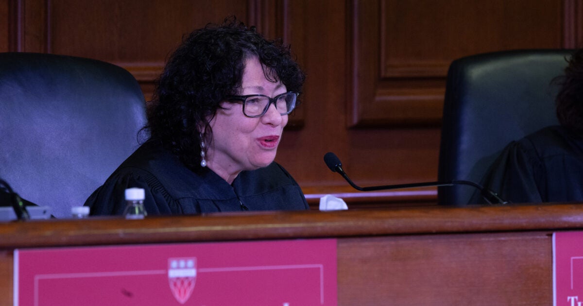 The 2023 Ames Moot Court Competition Final Round - Harvard Law School ...