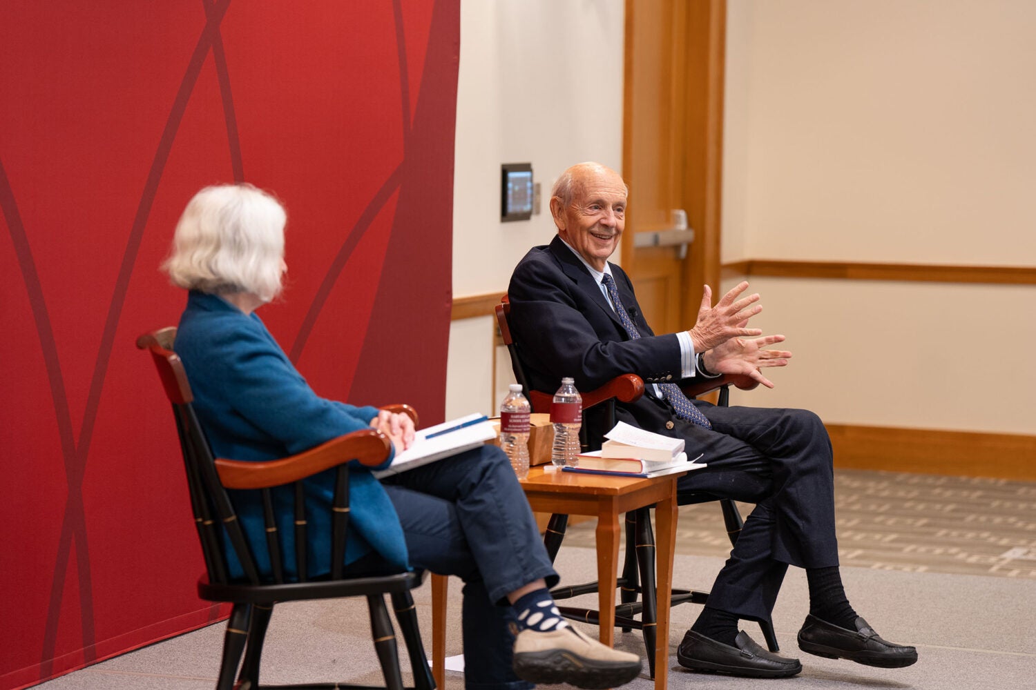 Breyer discusses constitutional interpretation, originalism, textualism ...