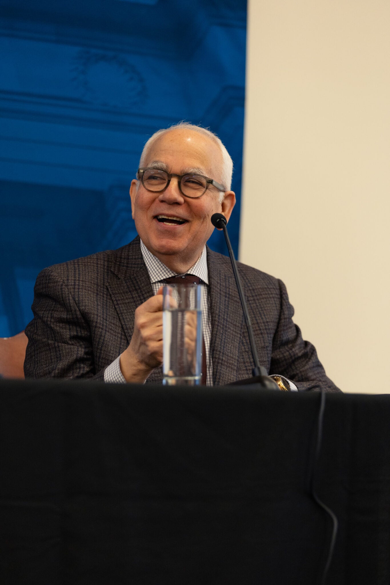 What power does the president have over the federal bureaucracy ...